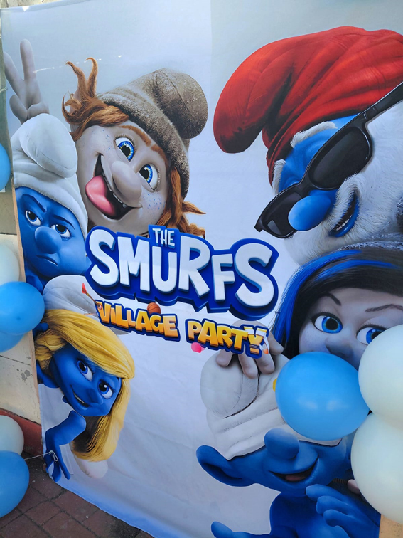 PRINTED BACKDROP – In-House Branding